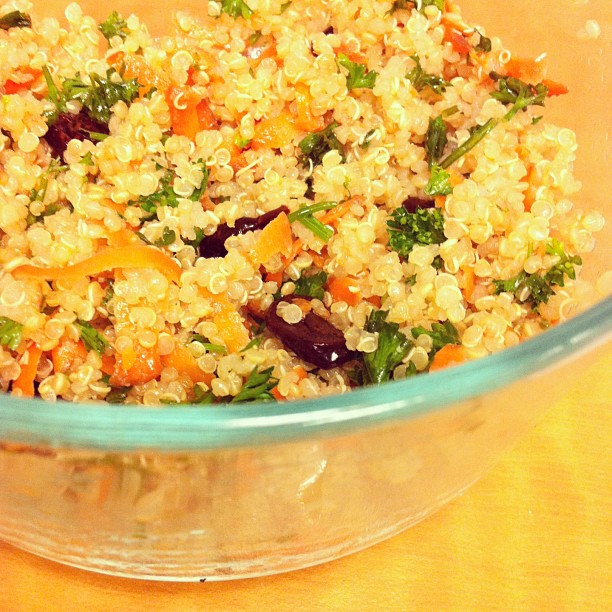 Quinoa Poha: mažai angliavandenių turintys pusryčiai, kuriuose gausu ...