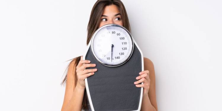 Are Weight Fluctuations Normal ? - HealthifyMe Blog