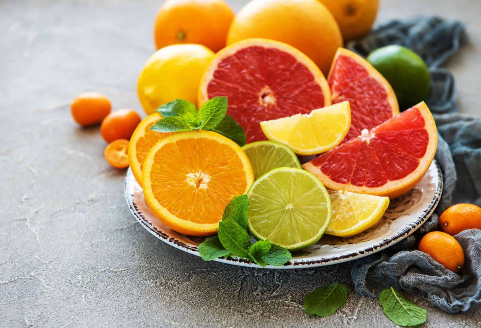 6 Reasons You Should Add Citrus Fruits To Your Diet - HealthifyMe