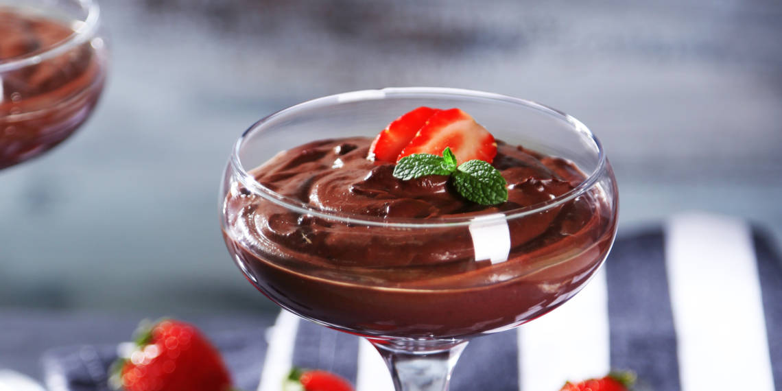 Recipe: Healthy Strawberry Chocolate mousse - Blog - HealthifyMe