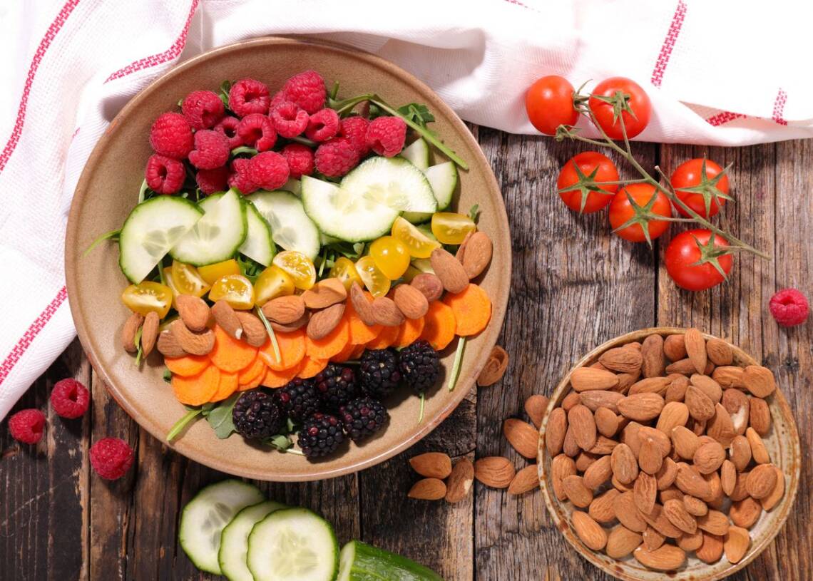 The Best Nuts to Consume for Weight Loss - HealthifyMe