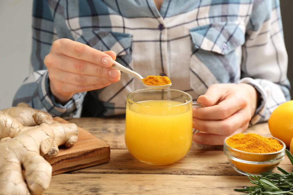 Does Turmeric Work For Weight Loss? Let's Find Out - Blog - HealthifyMe